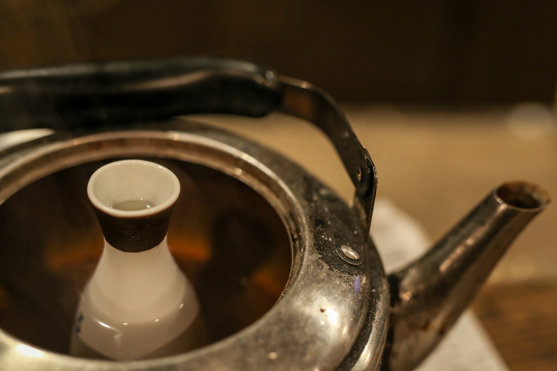 熱燗向けの日本酒おすすめ26選！パックやワンカップタイプも Heim [ハイム]